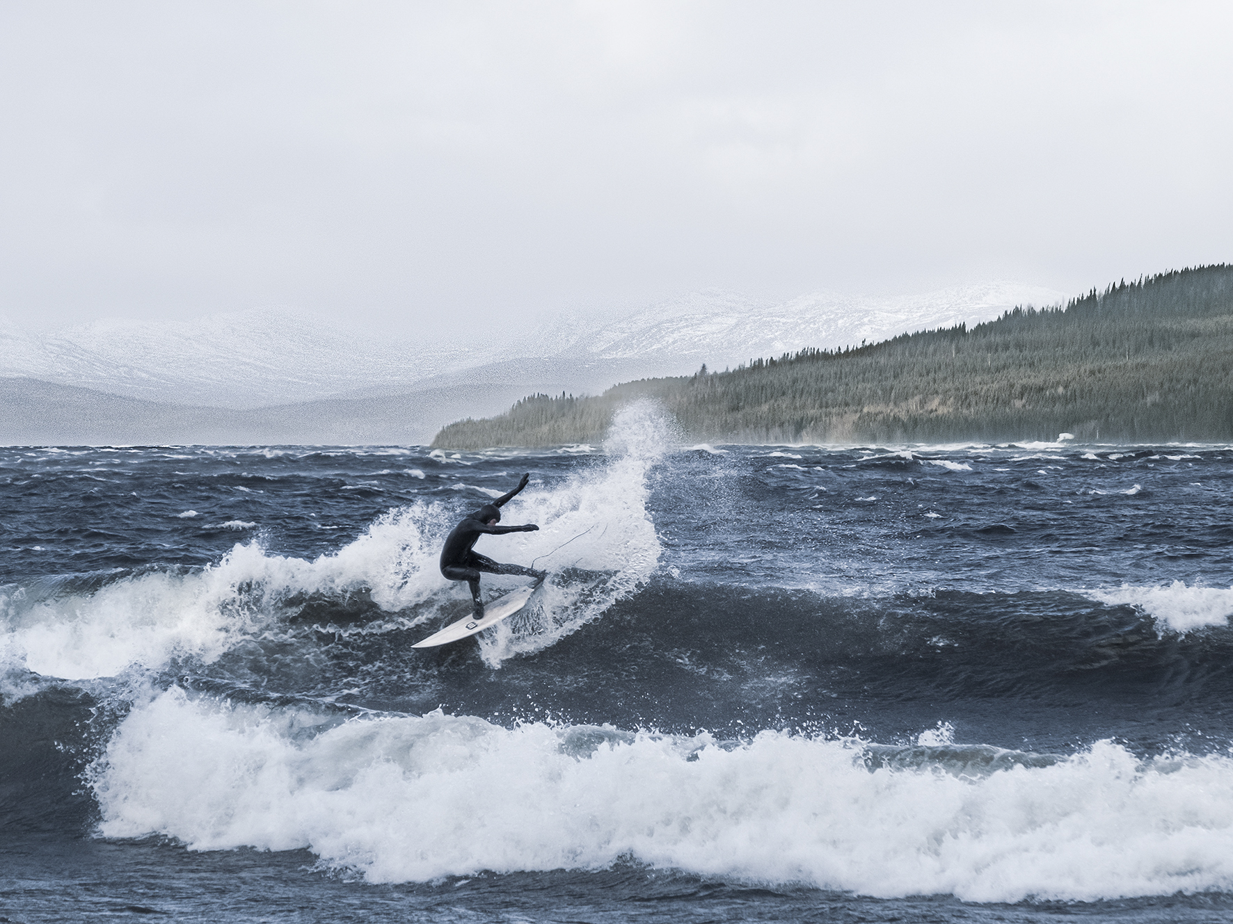 Lake surf Kallsjön | Nordic Surfers Mag